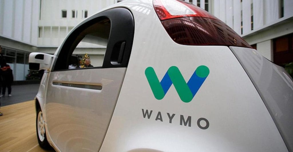 Waymo One, el servicio de taxis sin chofer de Google comenzó a operar ...